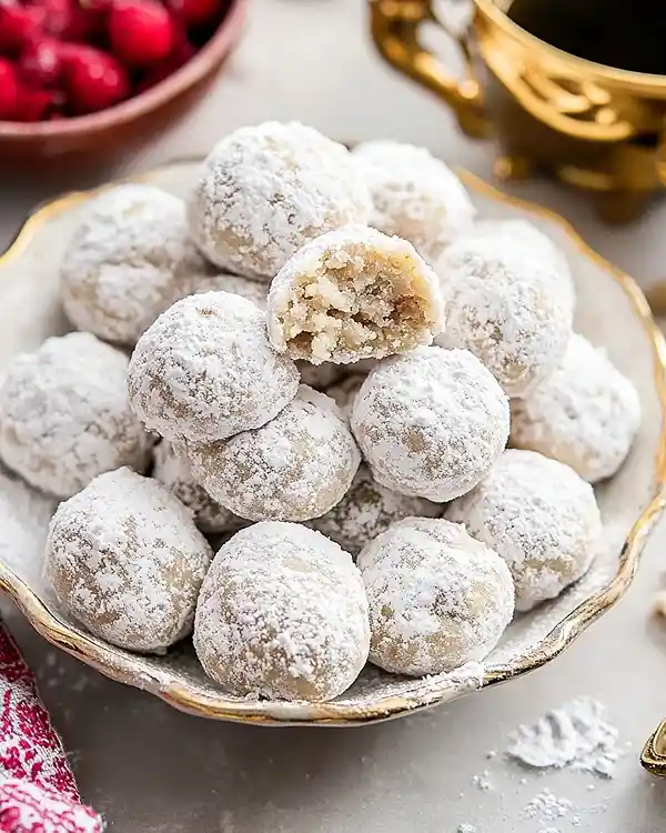Snowball Cookie Recipe: Irresistible 5-Ingredient Cookies | Tasty At Home